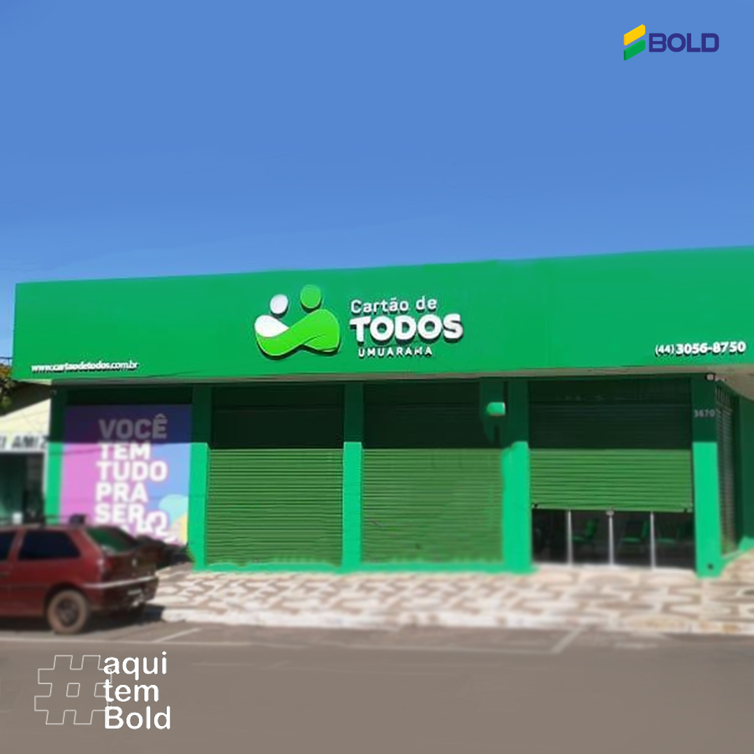 ACM verde em fachada - Bold